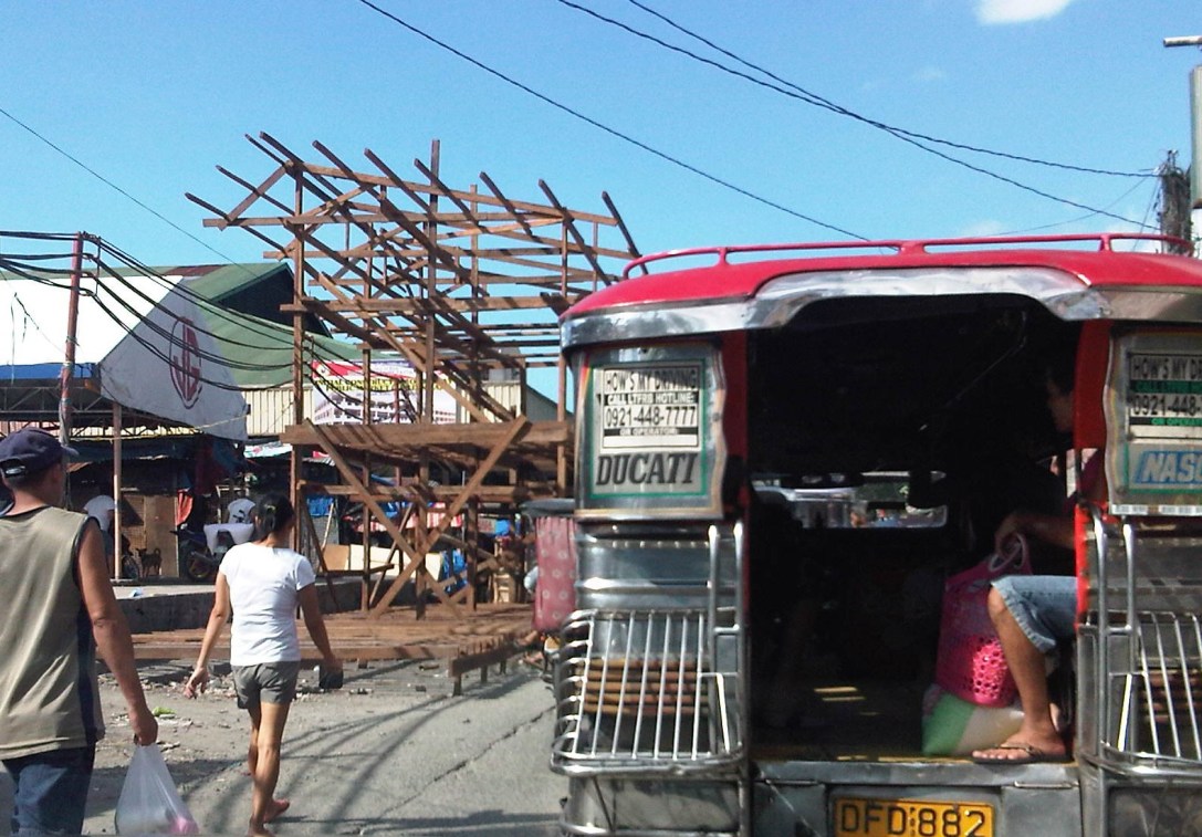 Highway 2000 and Barkadahan Bridge « Caught (up) in traffic