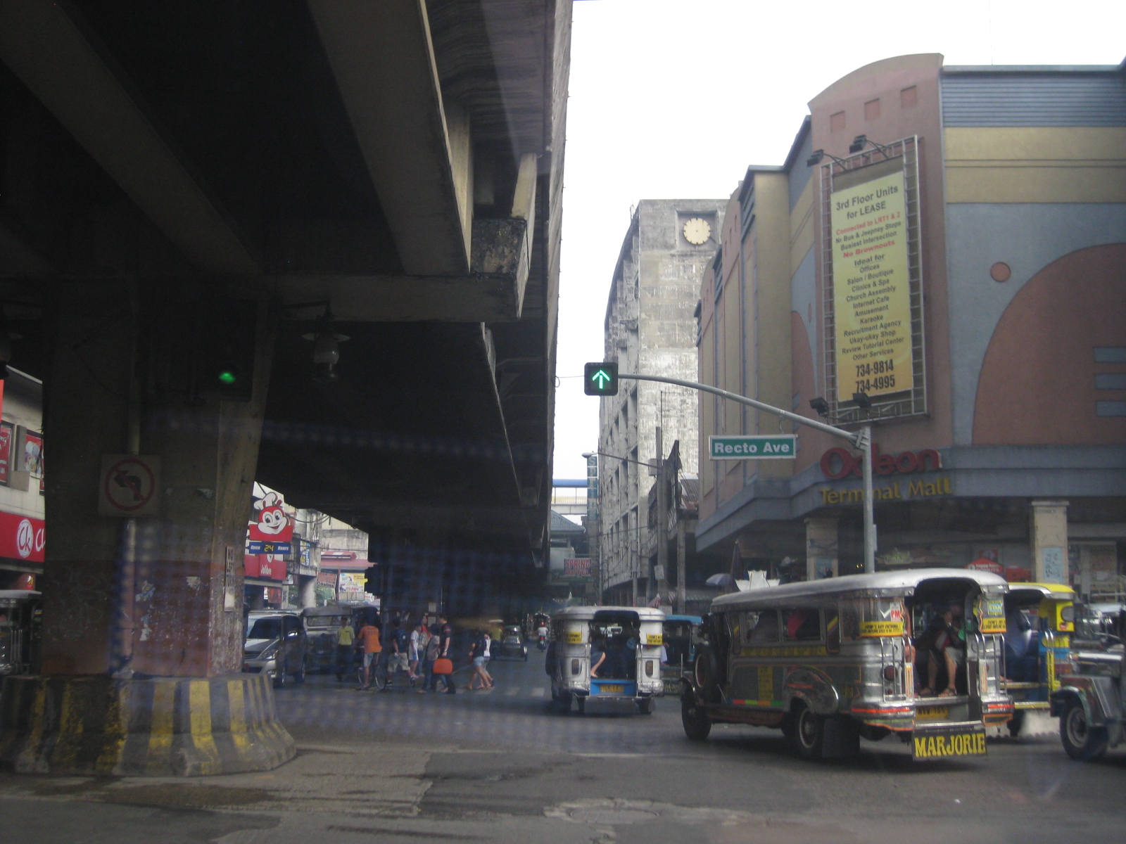 Rizal Avenue – Part 1: Carriedo – Bambang « Caught (up) in traffic