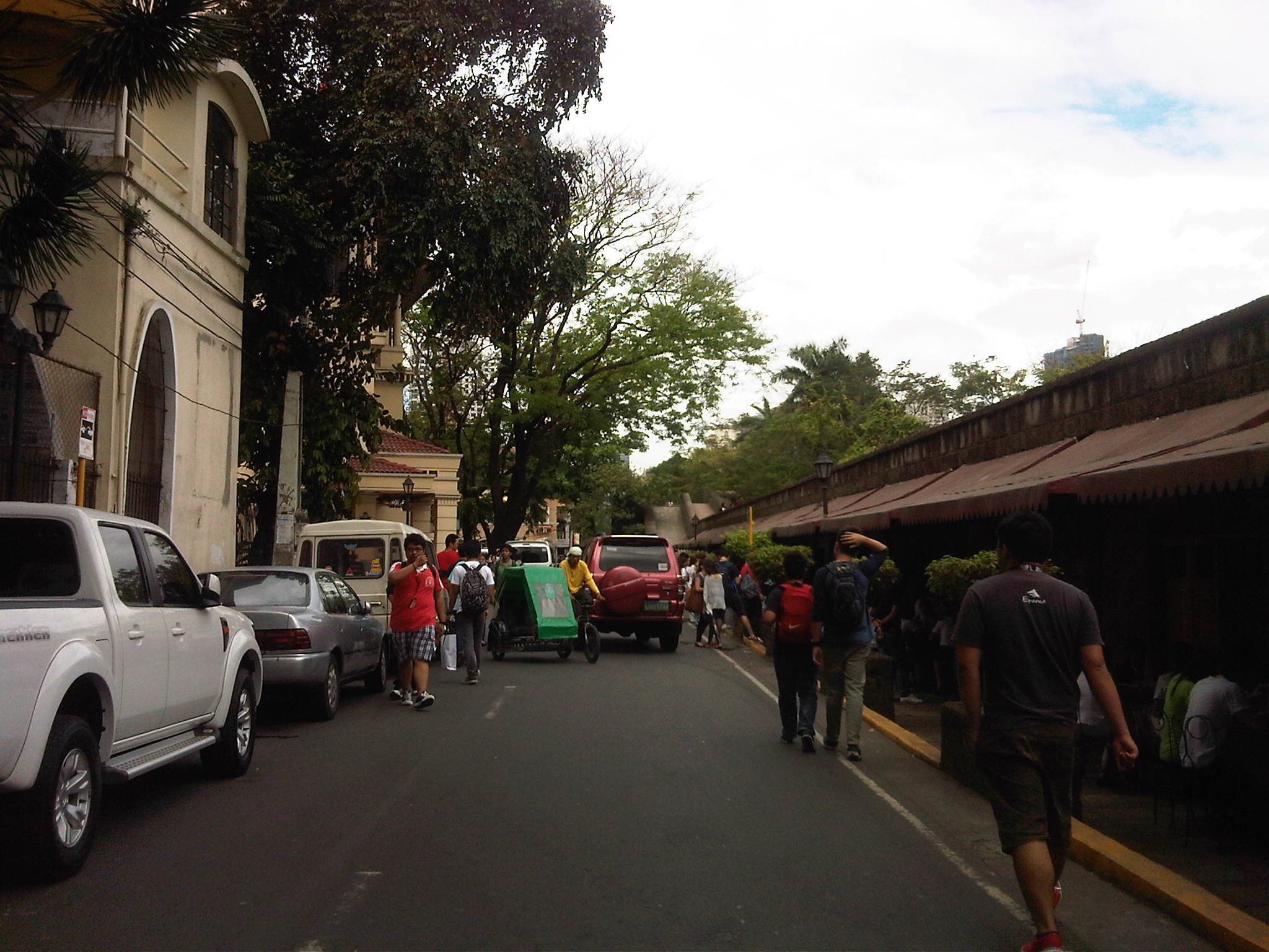 The Streets of Intramuros: Muralla Street « Caught (up) in traffic