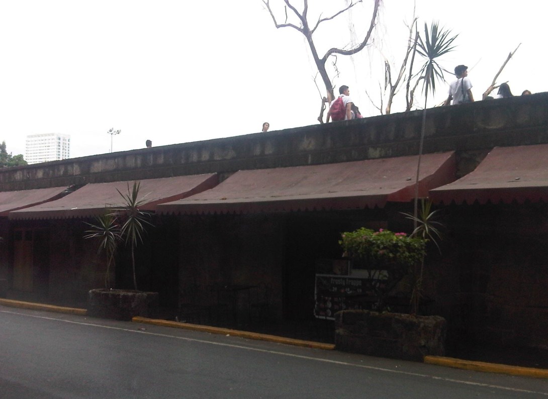 The Streets of Intramuros: Muralla Street « Caught (up) in traffic