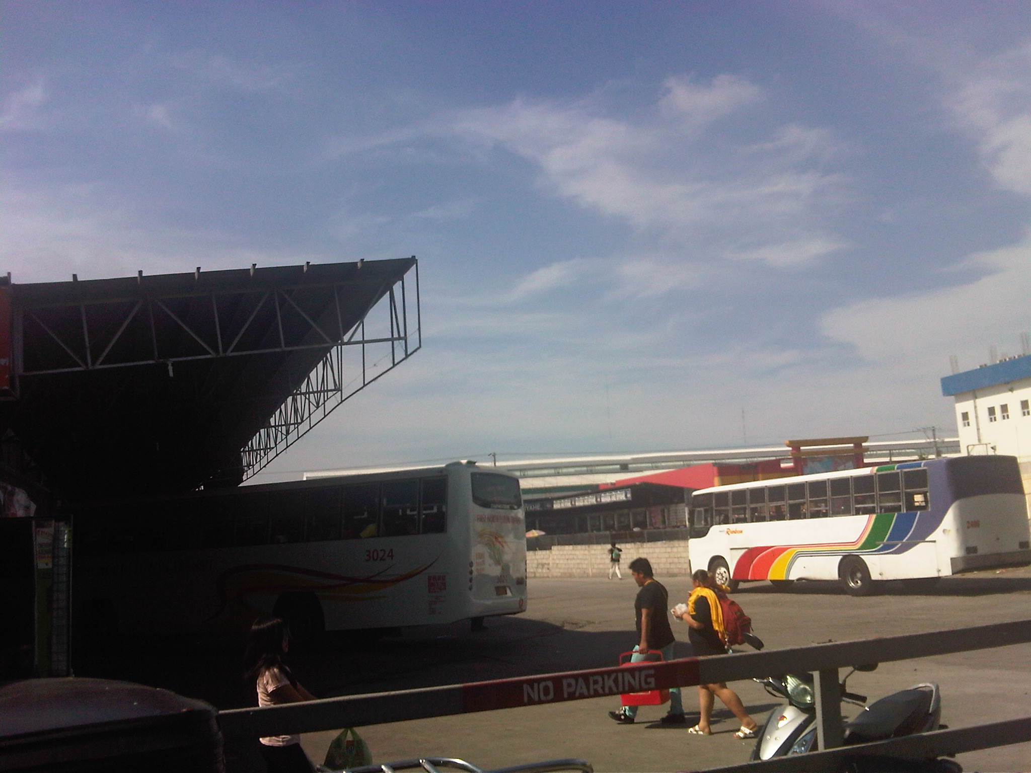 Dau, Mabalacat Bus Terminal – Part 1 « Caught (up) in traffic