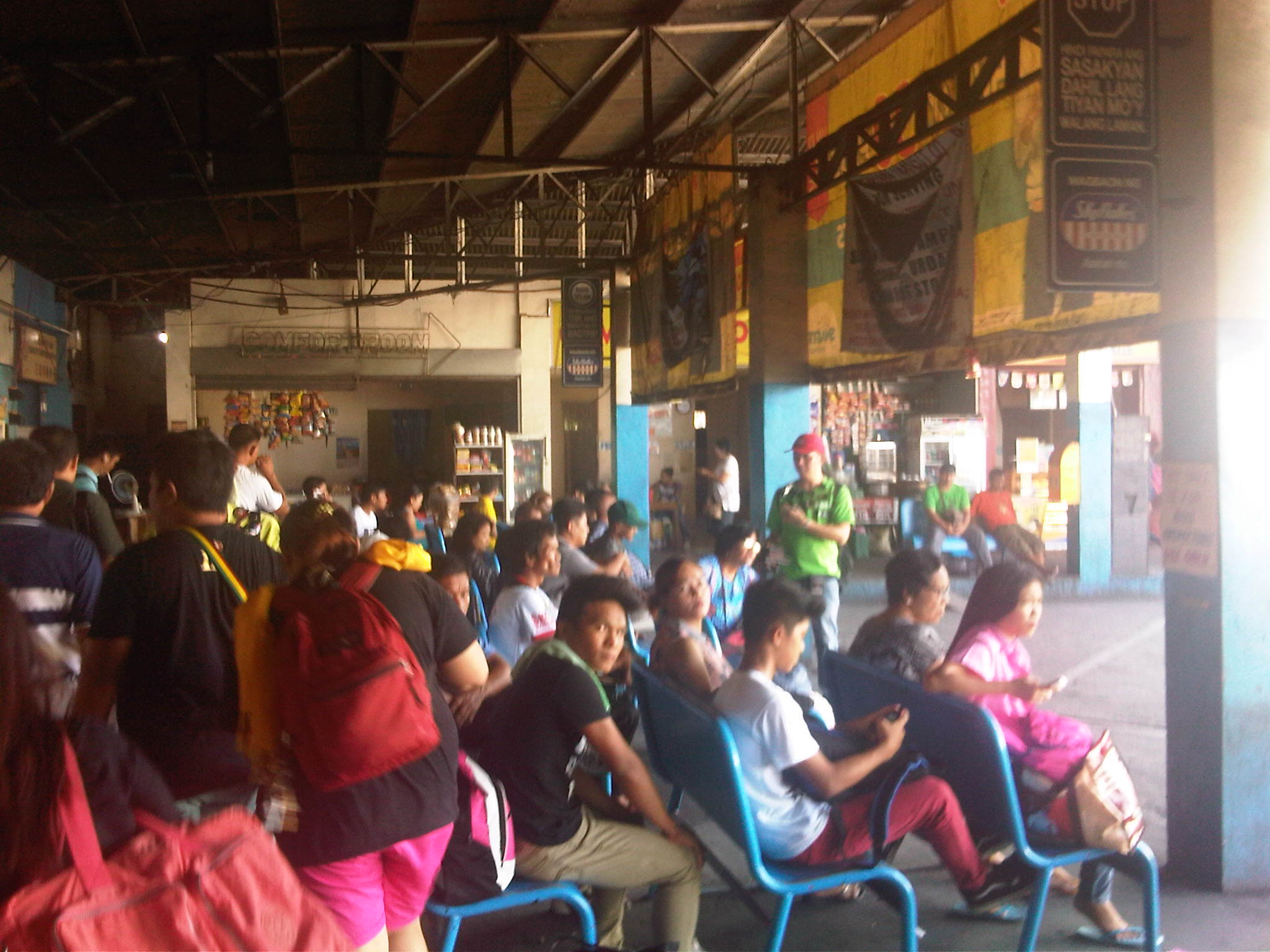 Dau, Mabalacat Bus Terminal – Part 1 « Caught (up) in traffic