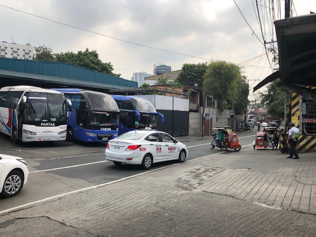Partas bus terminal in Cubao « Caught (up) in traffic