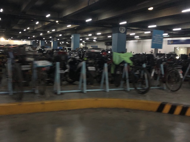 Bike racks at SM City Taytay « Caught (up) in traffic
