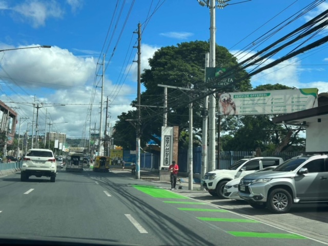 Eastbound bike lane along Ortigas Avenue Extension, Cainta, Rizal ...