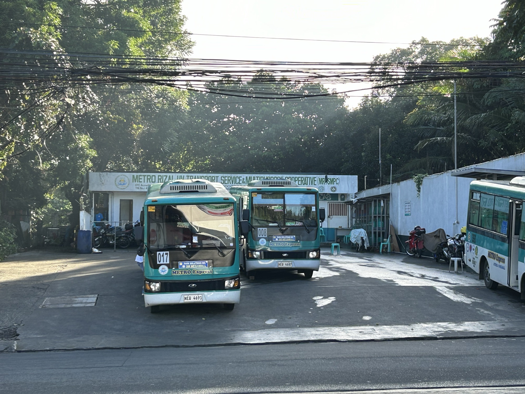 On the ‘modern jeepney’, consolidation and the modernization program ...