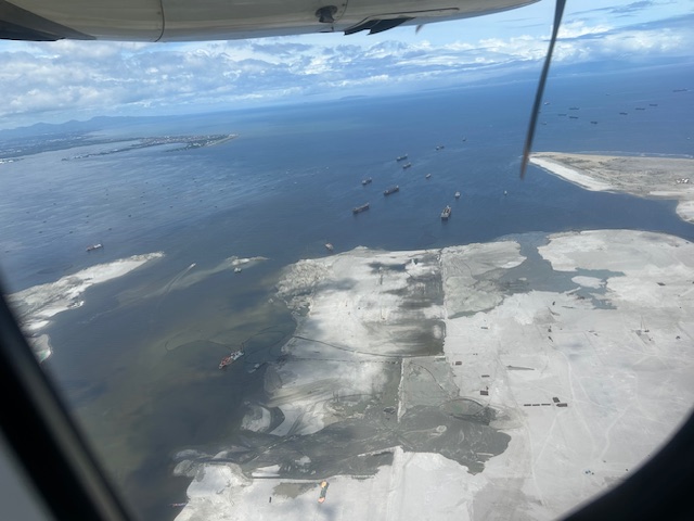 Aerial photos – reclamation projects in Manila Bay « Caught (up) in traffic